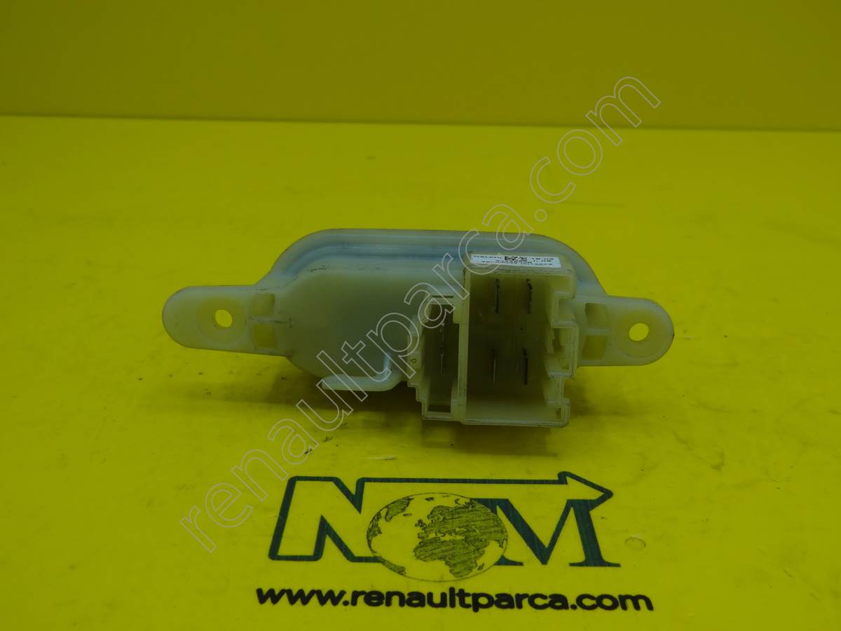 Laguna 3 Fan Motoru Rezistansı 271502060R - NOM OTO